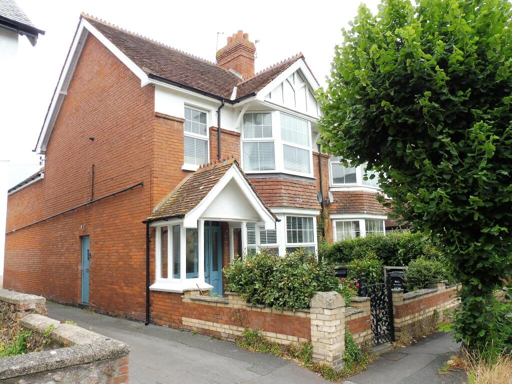 3 bedroom flat for sale in Summerland Avenue, Minehead, TA24