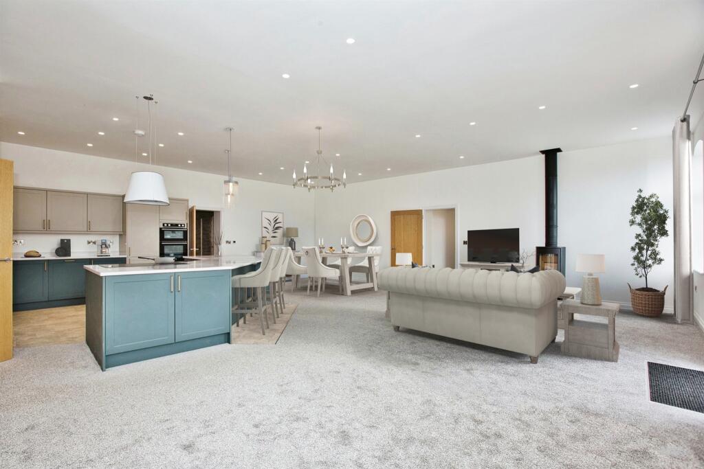 7 bedroom bungalow for sale in Watts Quarry Lane, Somerton, TA11