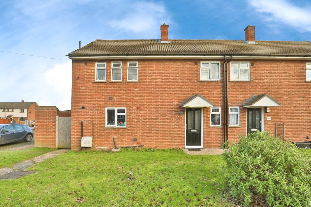 3 bedroom end of terrace house for sale in Elm Road, Upper Marham, PE33
