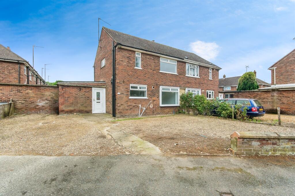 3 bedroom semi-detached house for sale in Cocketts Drive, Wisbech, PE13