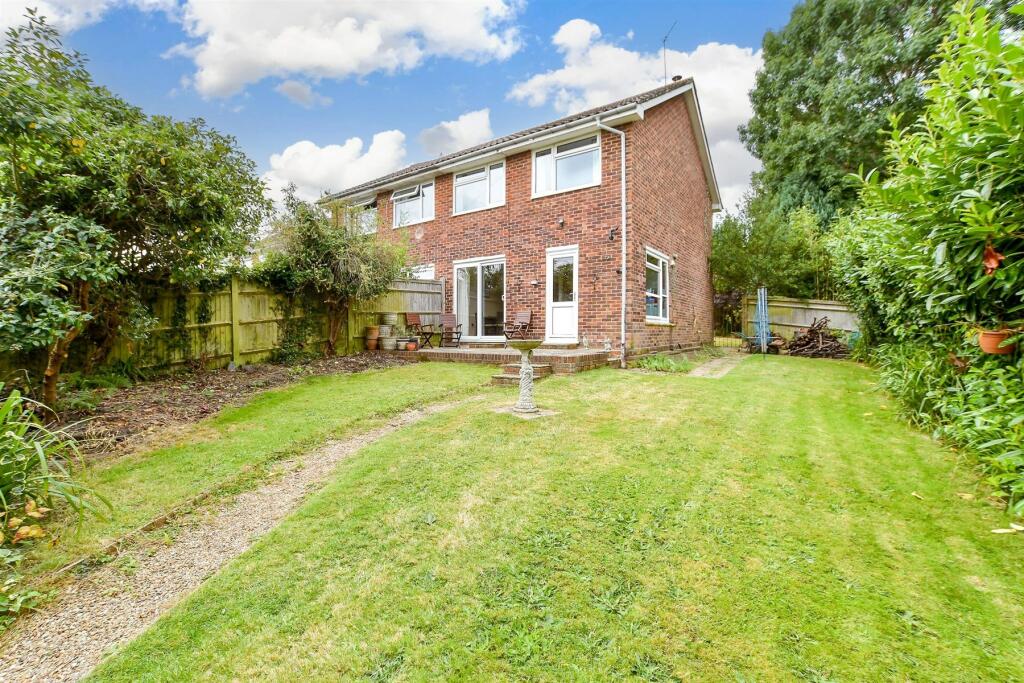 3 Bedroom Semi Detached House For Sale In Tower Ride Uckfield East