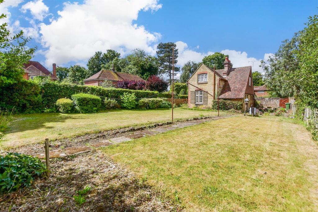 3 bedroom detached house for sale in Honey Lane, Otham, Maidstone, Kent ...