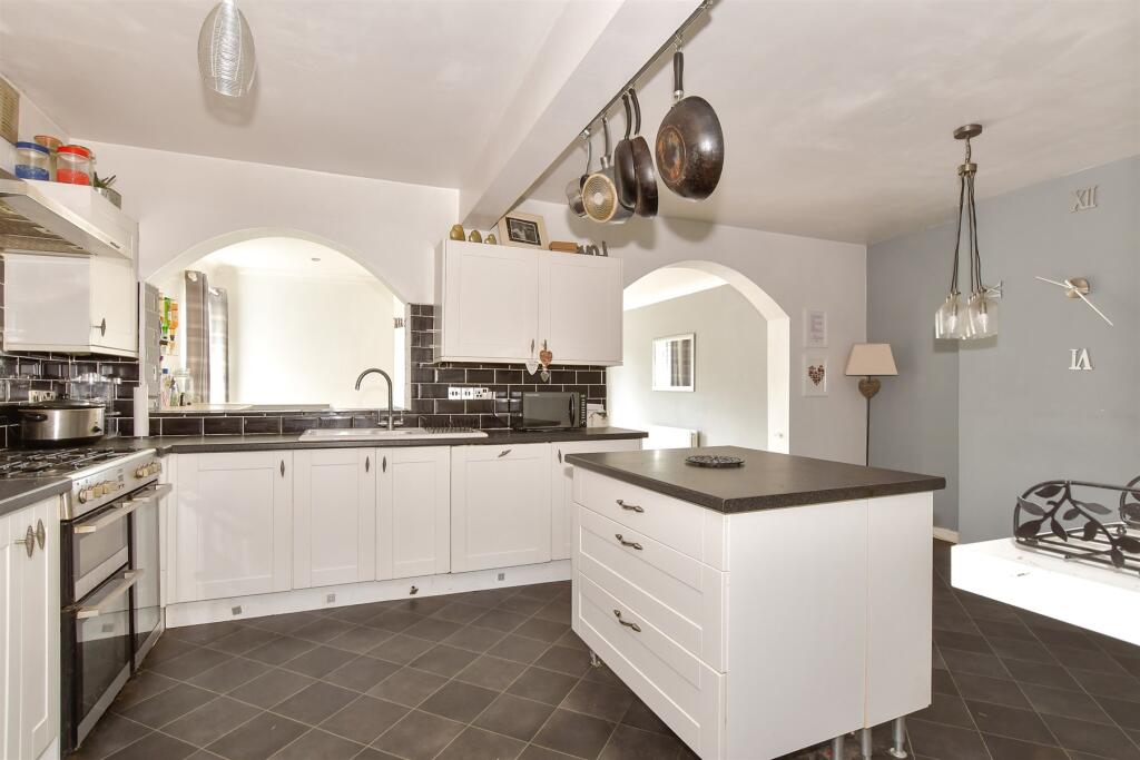 4 bedroom semi-detached house for sale in Carrington Road, Dartford, Kent, DA1