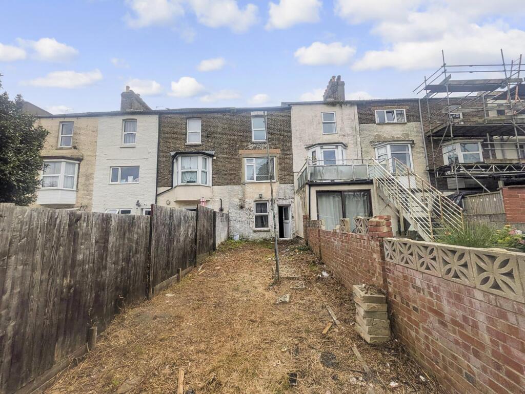 1 bedroom terraced house for sale in Clarendon Street, Dover, Kent, CT17