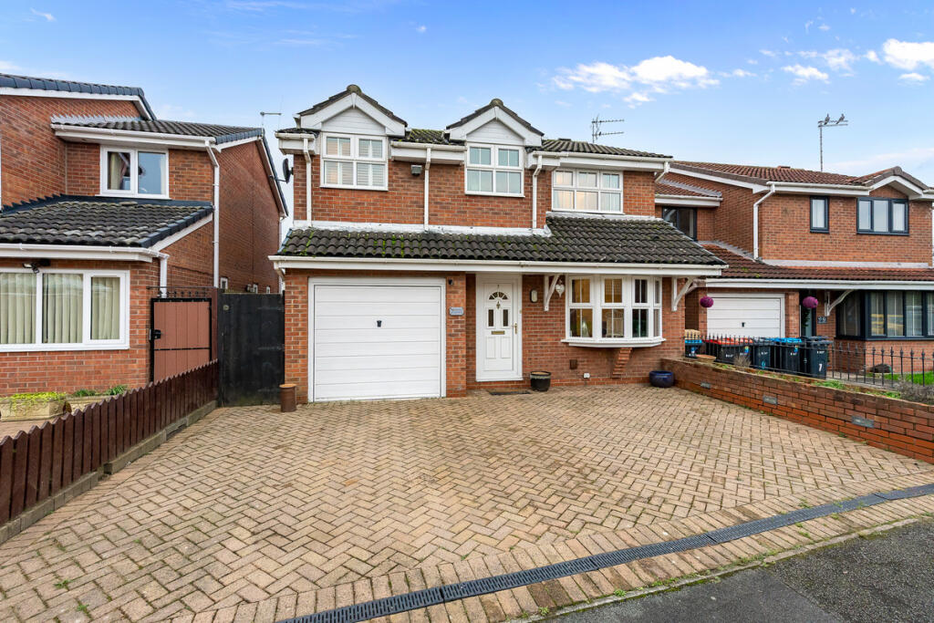 3 Bedroom Detached House For Sale In Medina Avenue Winsford Cw7