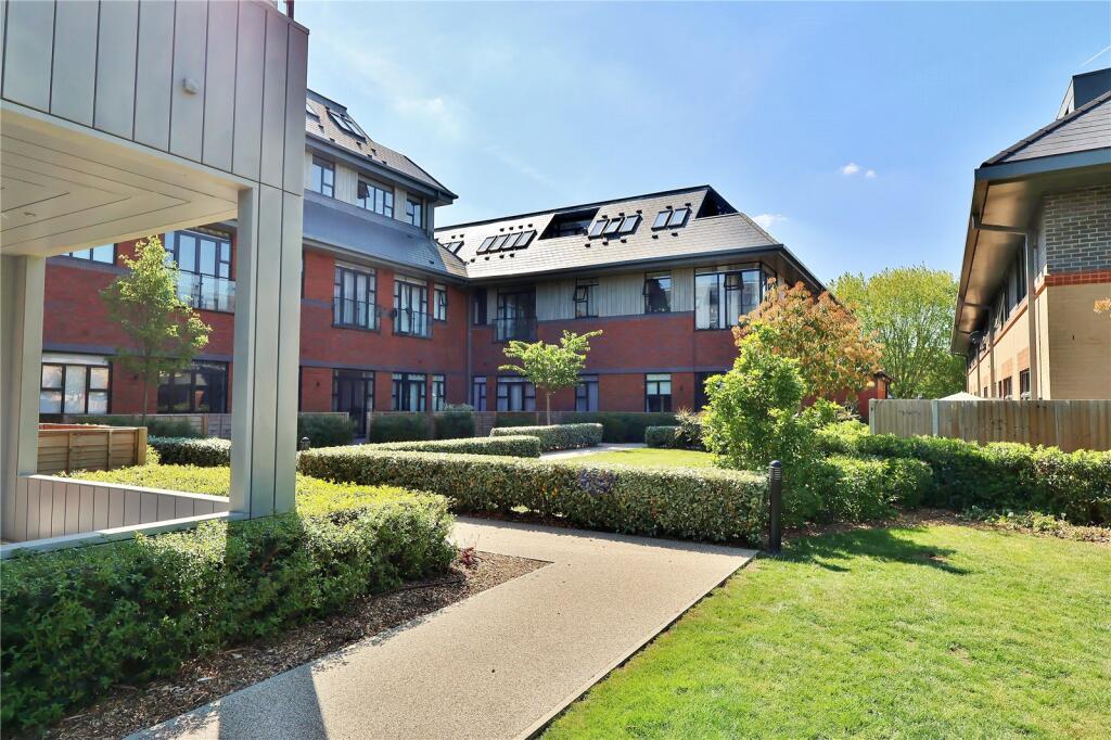 1 bedroom apartment for sale in Albert Drive, Sheerwater, Woking ...