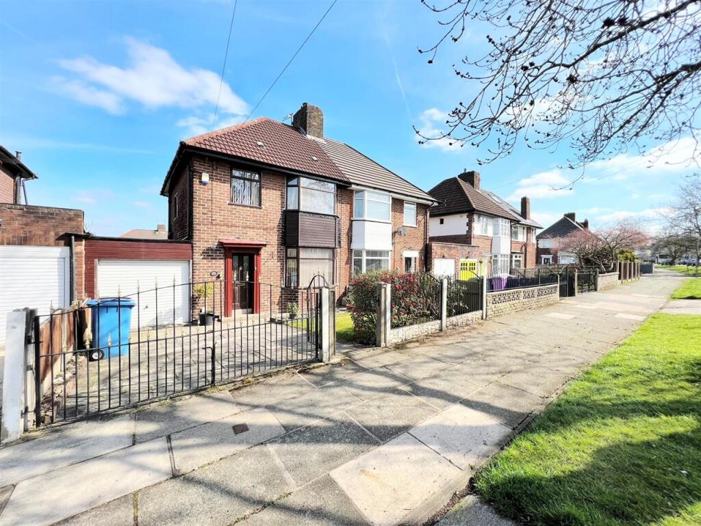 3 bedroom semi-detached house for sale in Score Lane, Childwall ...