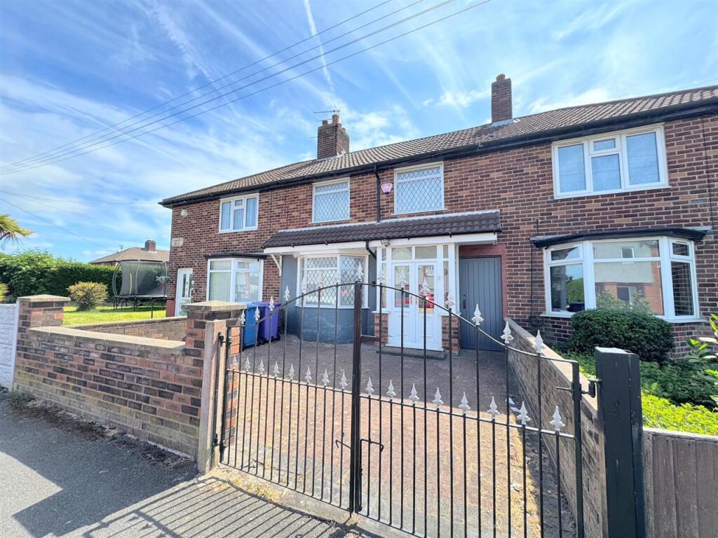 3 bedroom terraced house for sale in Kemsley Road, Dovecot, Liverpool, L14