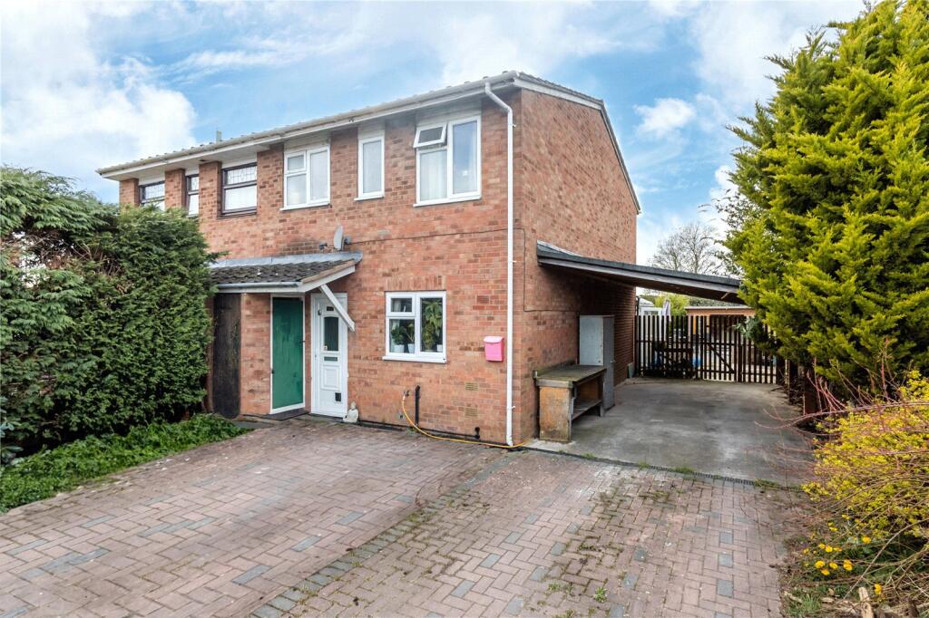 3 bedroom semi-detached house for sale in Middlegate, Shrewsbury ...