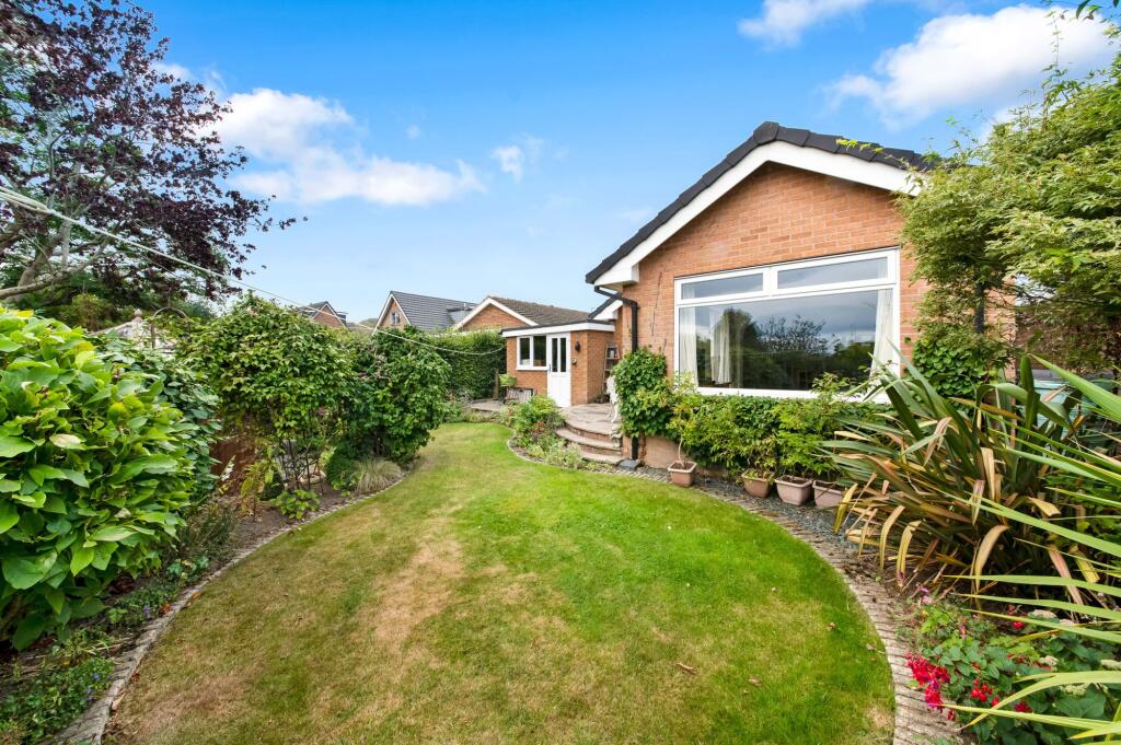 3 bedroom detached bungalow for sale in Lea Drive, Shepley, HD8
