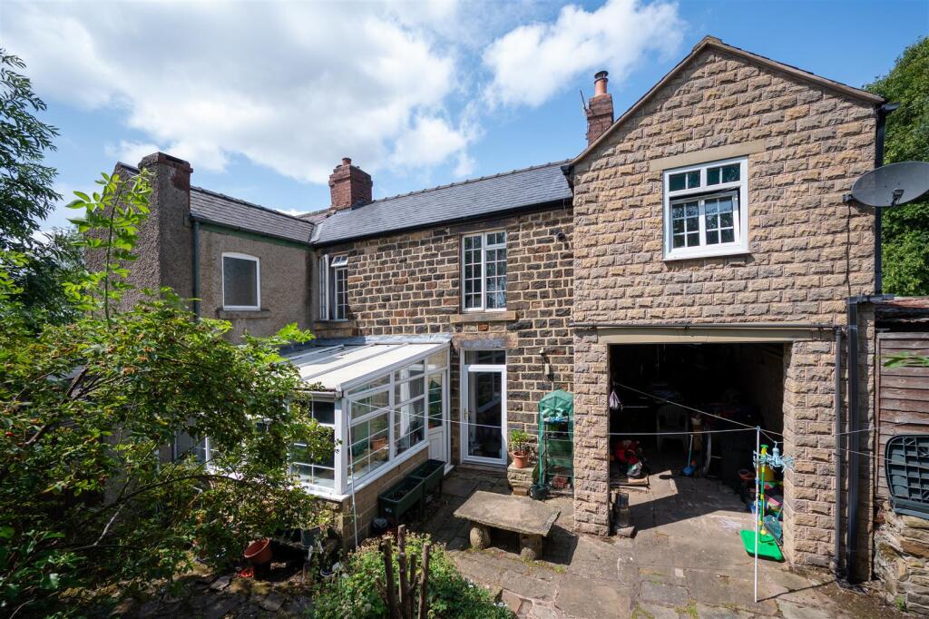 3 bedroom semi-detached house for sale in Snape Hill Lane, Dronfield, S18