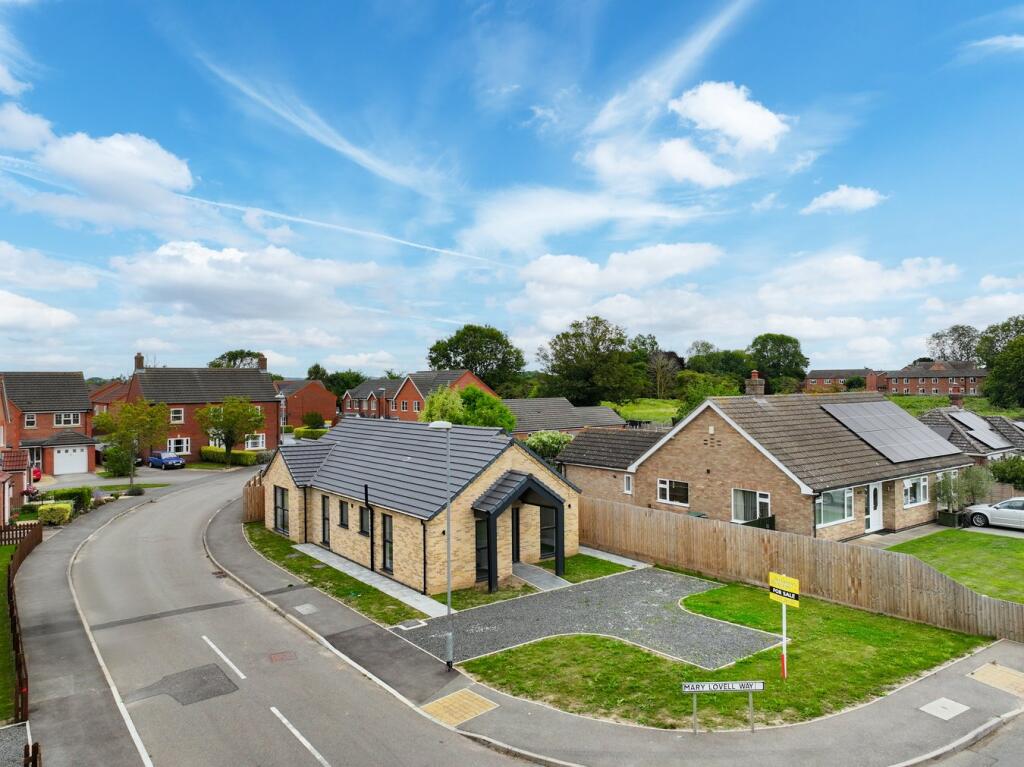 3 bedroom detached bungalow for sale in Hall Lane, Stickney, Boston, PE22