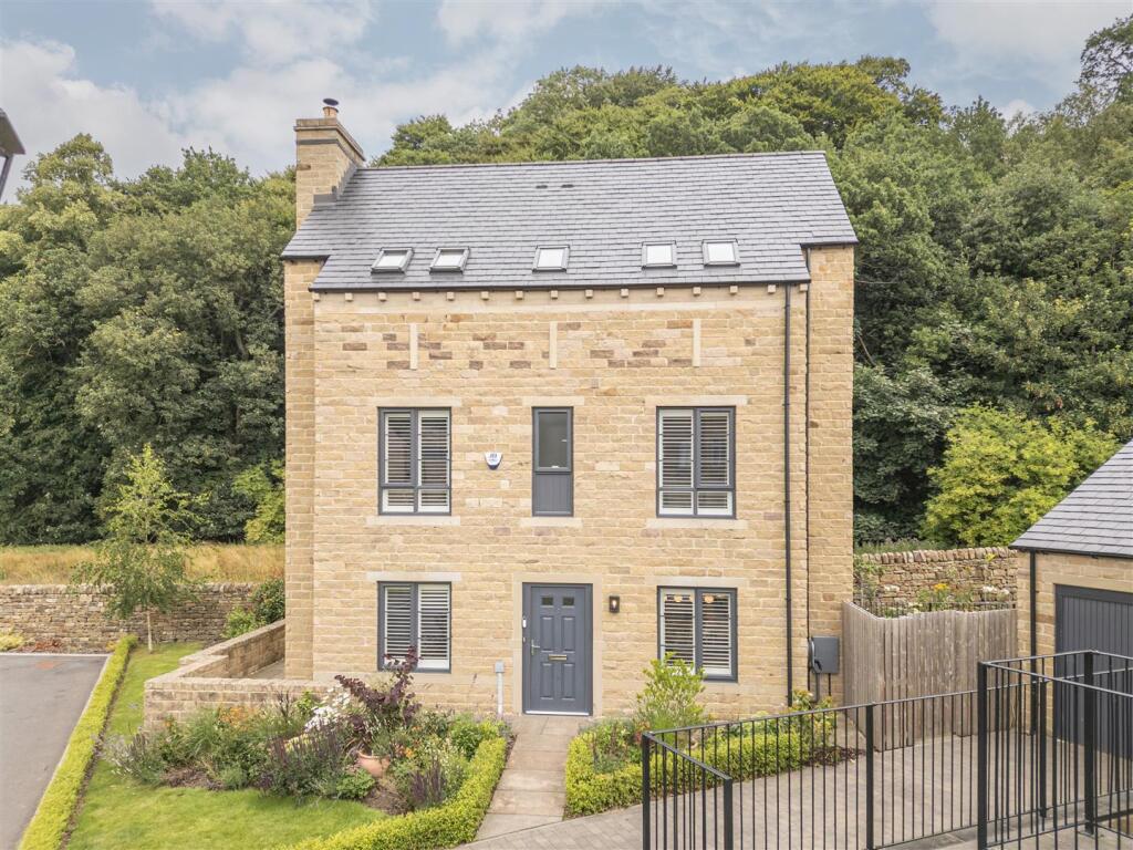 5 bedroom detached house for sale in 6 North Light Place, Haworth, BD22