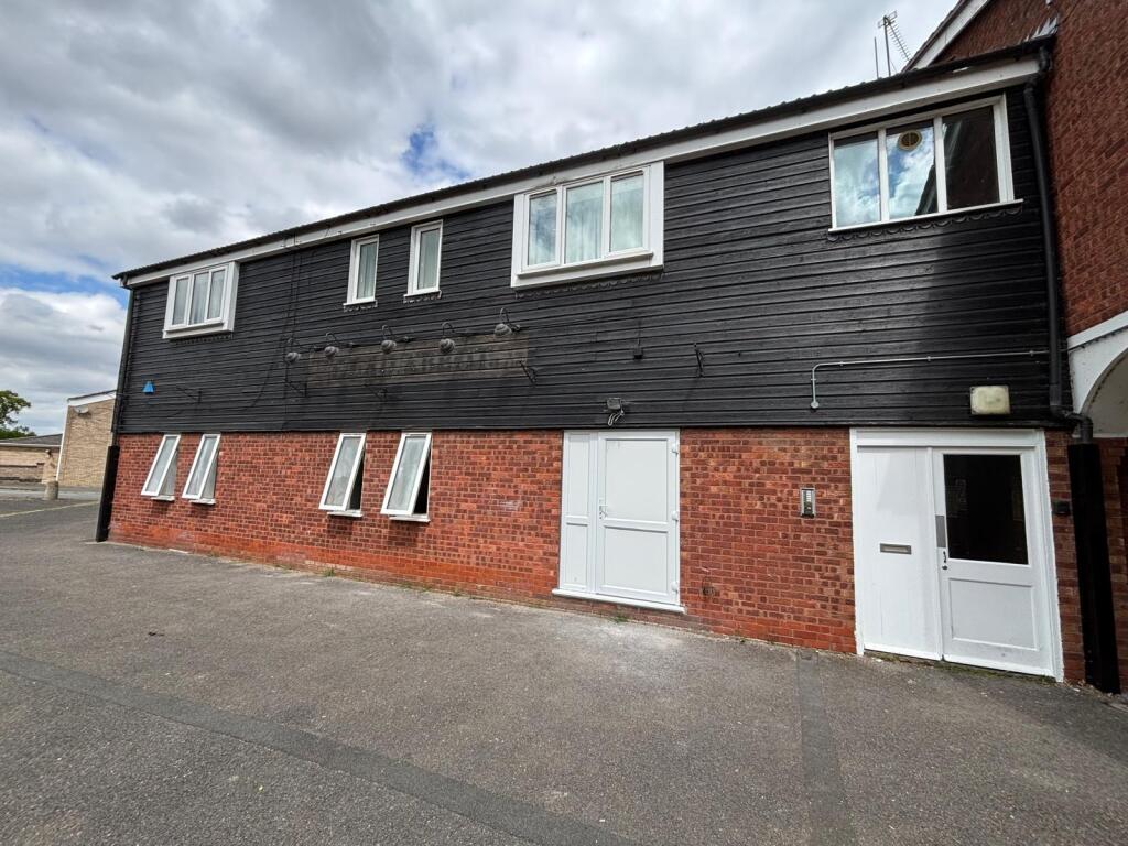 2 bedroom flat for rent in Glastonbury Road IP33 2EX, IP33