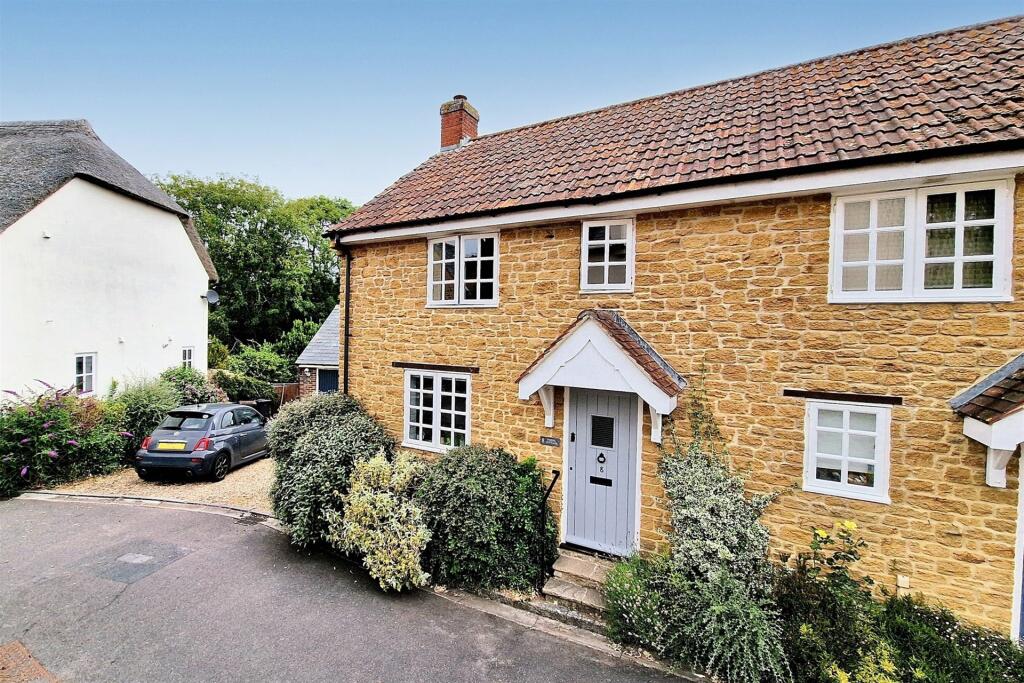 2 bedroom semi-detached house for sale in Chideock, DT6
