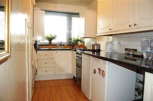 1 bedroom apartment for sale in Tatchbury House, London, SW15