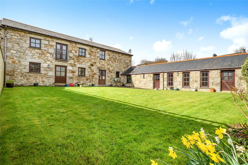 4 bedroom house for sale in Treswithian, Camborne, Cornwall, TR14