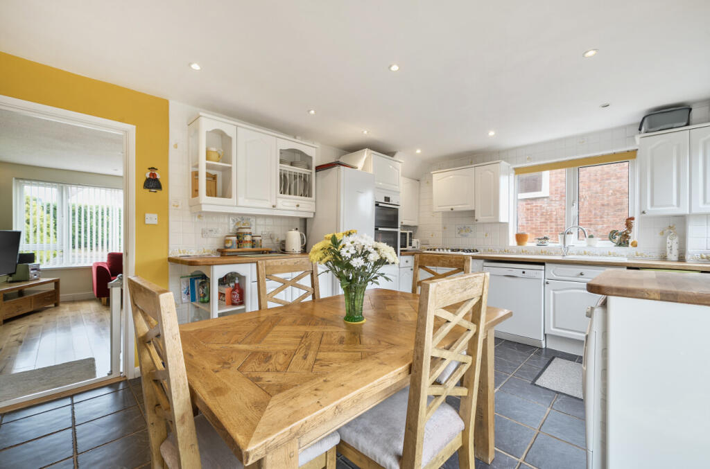 3 bedroom semi-detached house for sale in Colley End Road, Paignton ...