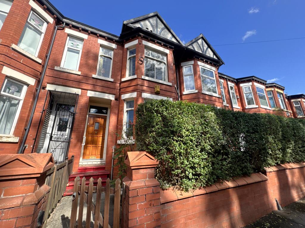 3 bedroom terraced house for sale in East Road, Longsight, M12