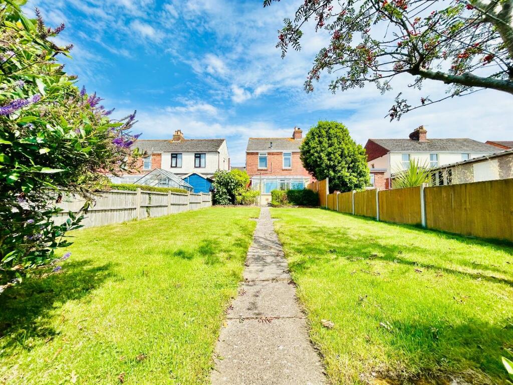 3 Bedroom Semi Detached House For Sale In Kings Road Weymouth Dt3