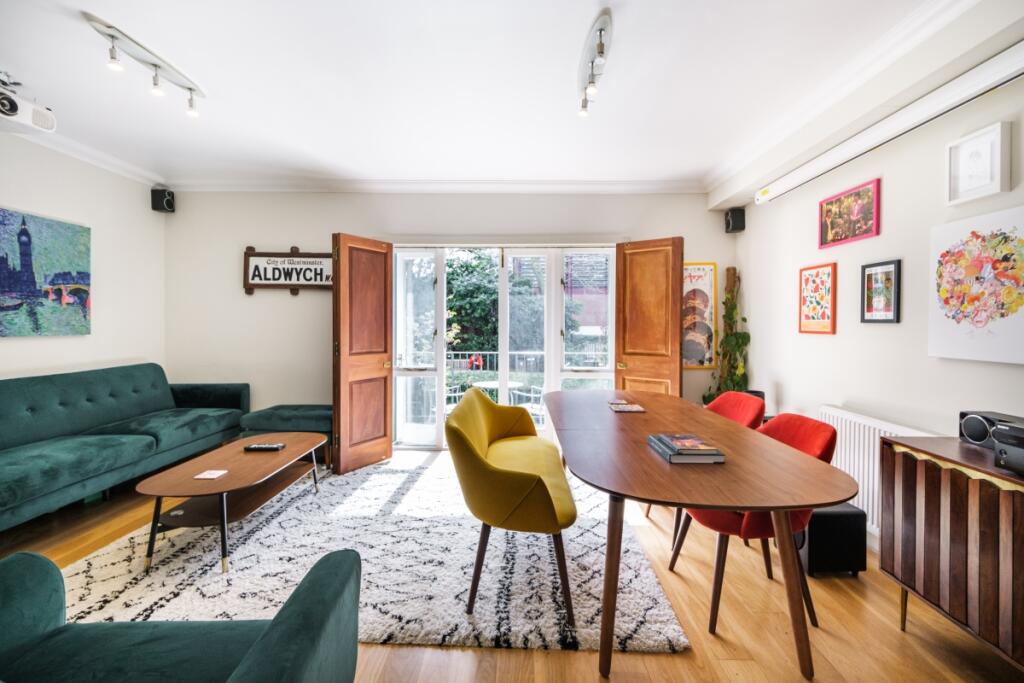 2 bedroom apartment for rent in Folgate Street E1, EPC:C, E1