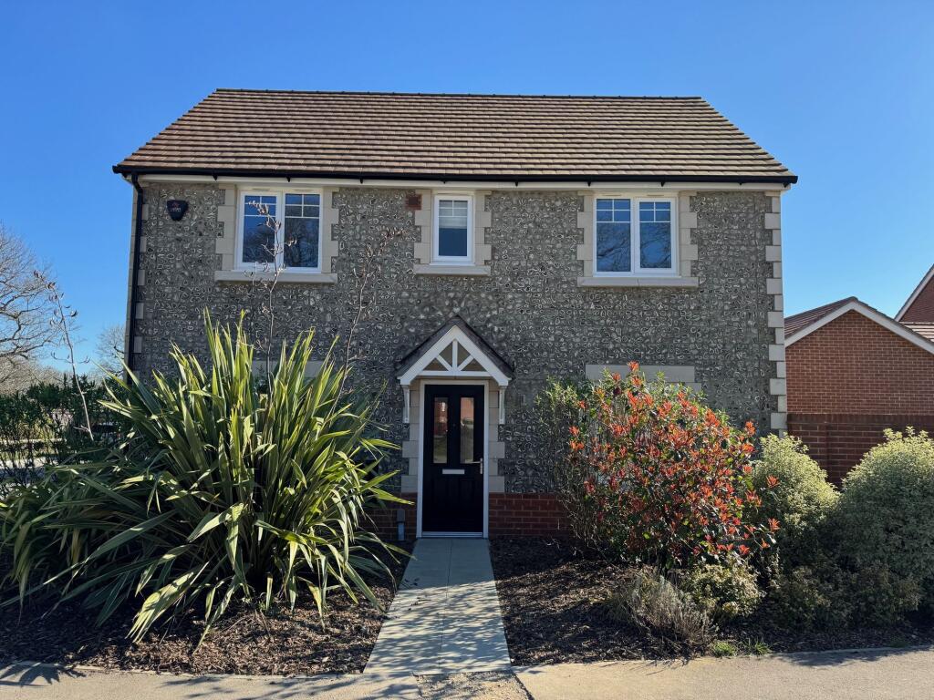 3 bedroom detached house for sale in Small Meadow, West Broyle, PO19