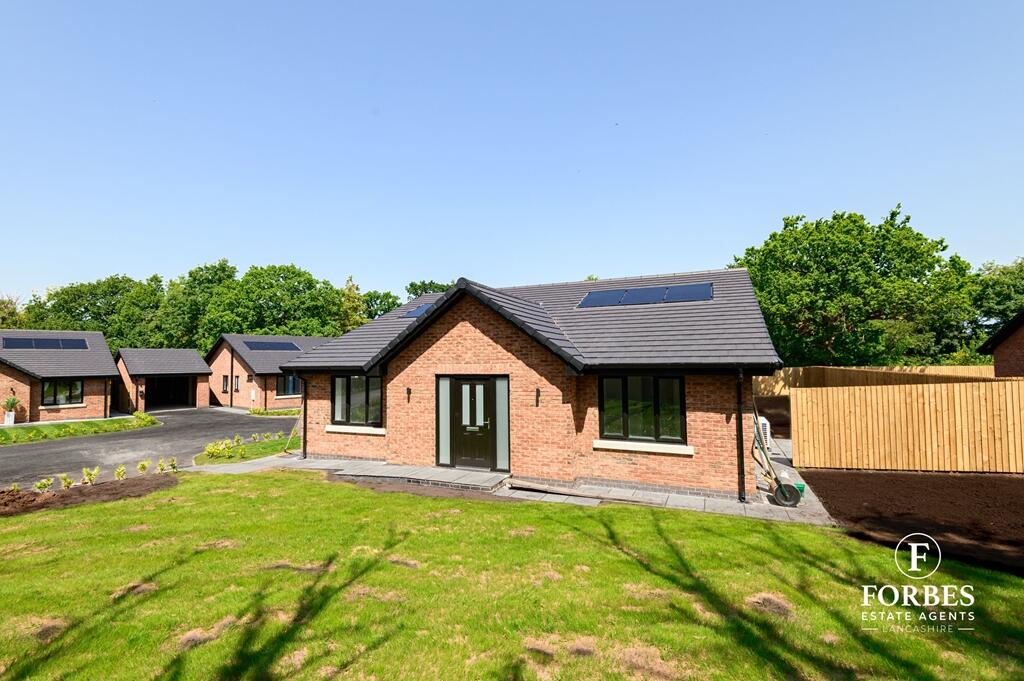 3 bedroom bungalow for sale in Plot 4, Huntley Close, Preston New Road ...