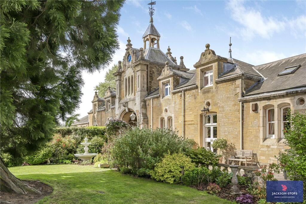 4 bedroom house for sale in Overstone Park, Overstone, Northampton ...