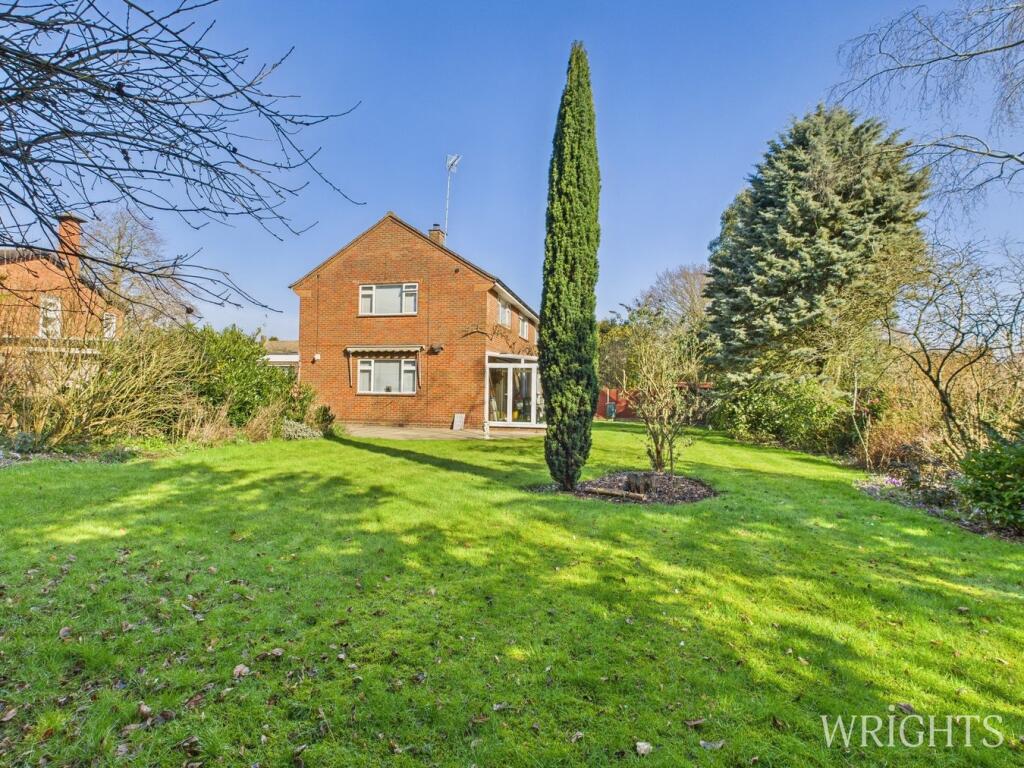3 bedroom detached house for sale in Sunnyfield, HATFIELD, AL9