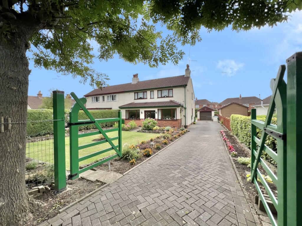 Tudor House For Sale Garforth at Jonathan Middleton blog