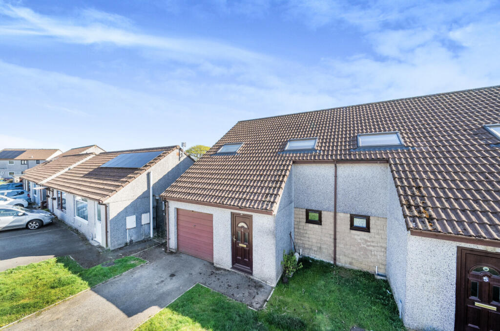 4 bedroom semi-detached house for sale in Portland Close, Liskeard ...