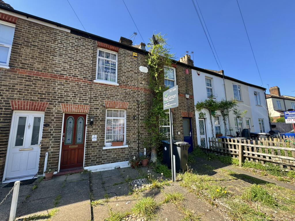 2 bedroom cottage for sale in Maud Cottages, Barrowell Green, Winchmore ...