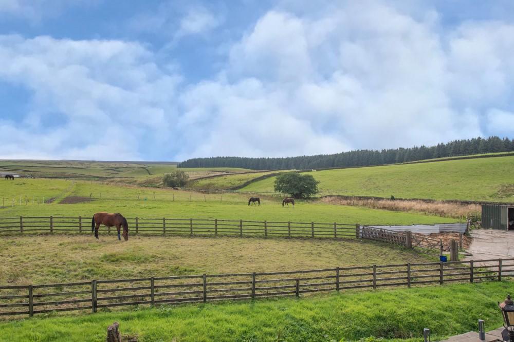 5 bedroom farm house for sale in Reedshaw Farm, Cowling BD22 0NA , BD22