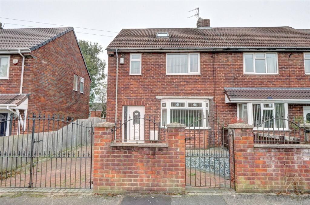 2 bedroom semi-detached house for sale in Bowes Avenue, Easington Lane ...