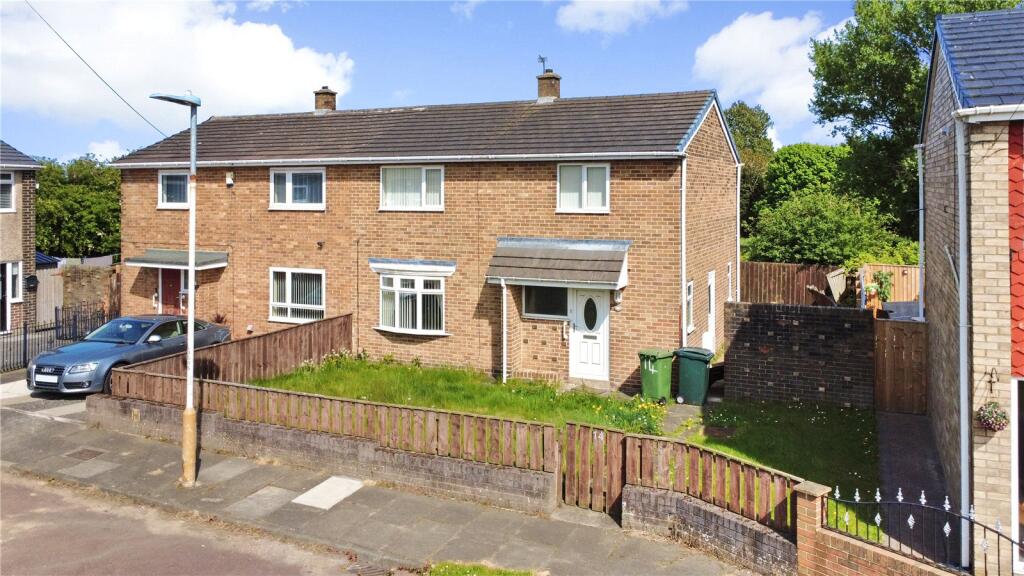 4 bedroom semi-detached house for sale in Waldridge Gardens, Springwell ...