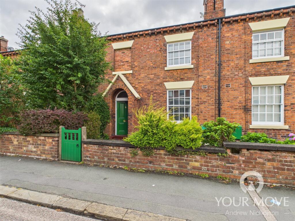 2 bedroom terraced house for sale in Victoria Street, Crewe, Cheshire, CW1