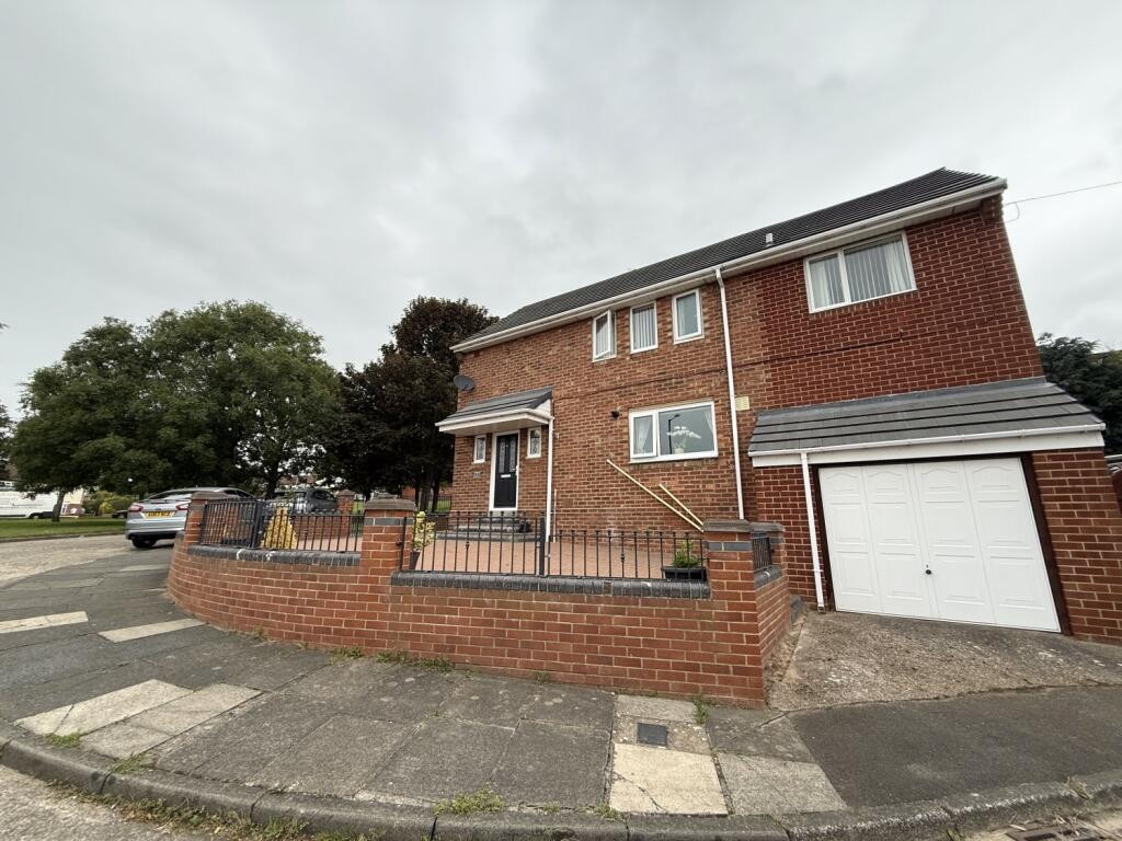 4 bedroom semi-detached house for sale in Coverley Road, Sunderland SR5