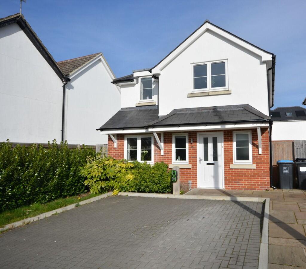 3 bedroom detached house for sale in Northbrook Road, Broadstone ...
