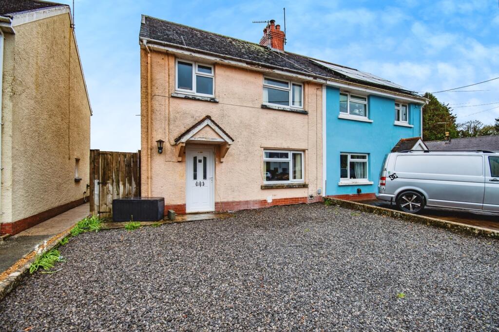 3 bedroom semi-detached house for sale in The Rise, Redberth, Tenby ...