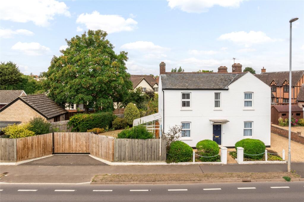 4 bedroom detached house for sale in St. Neots Road, Eaton Ford, St ...