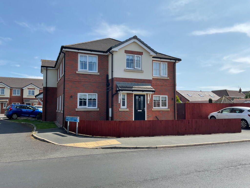 3 bedroom semi-detached house for sale in Fylde Road, Marshside ...
