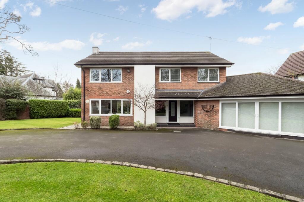 4 bedroom detached house for sale in Broad Lane, Hale, WA15
