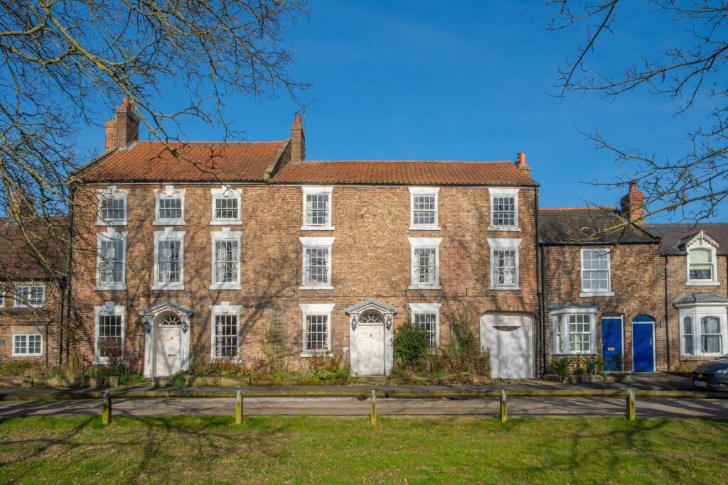 6 bedroom house for sale in St James House, St. James Green, Thirsk ...