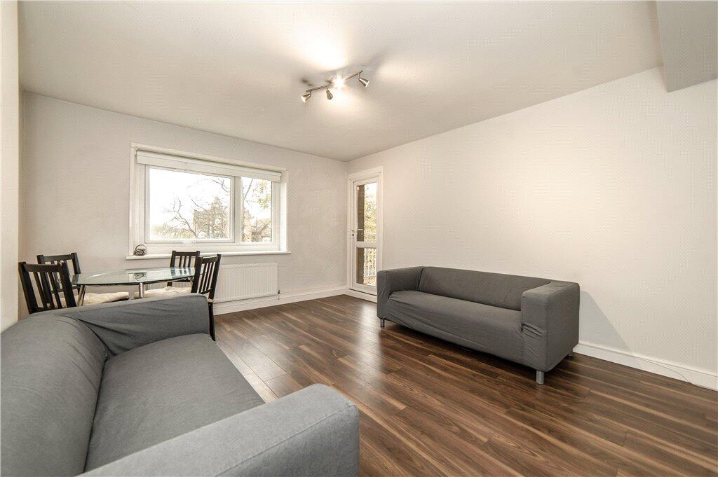 4 bedroom apartment for rent in High Trees, London, SW2