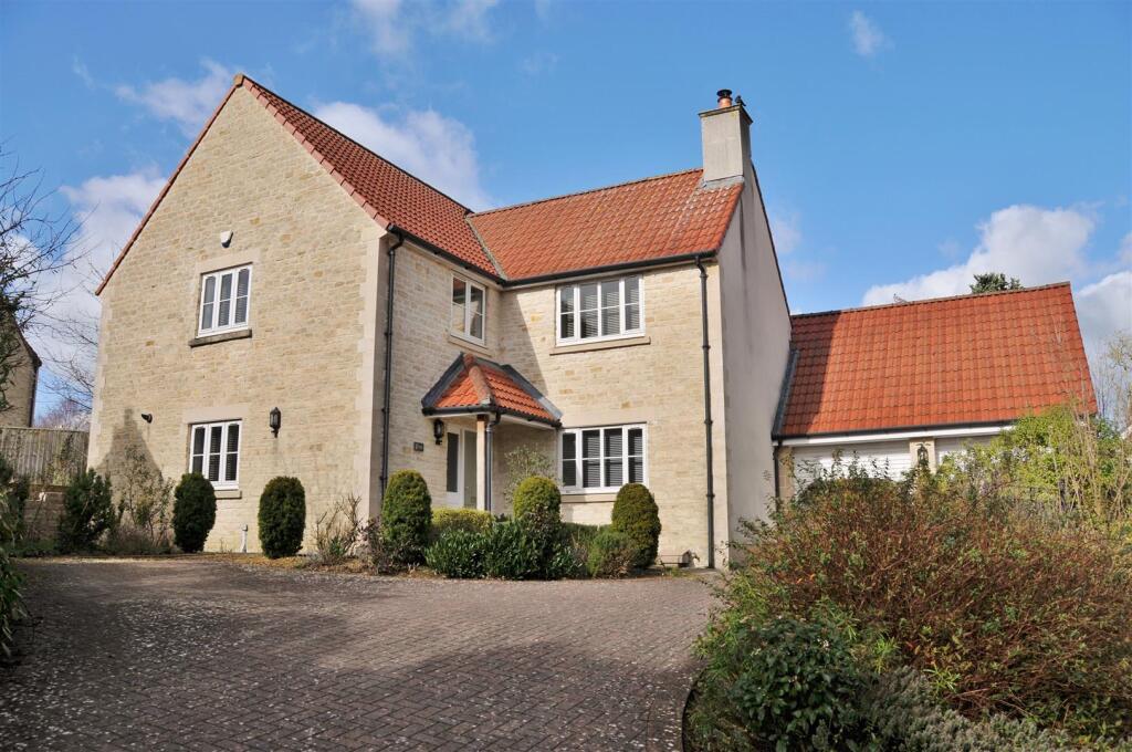 4 bedroom detached house for sale in Red Lion Gardens, Rode, Frome, BA11