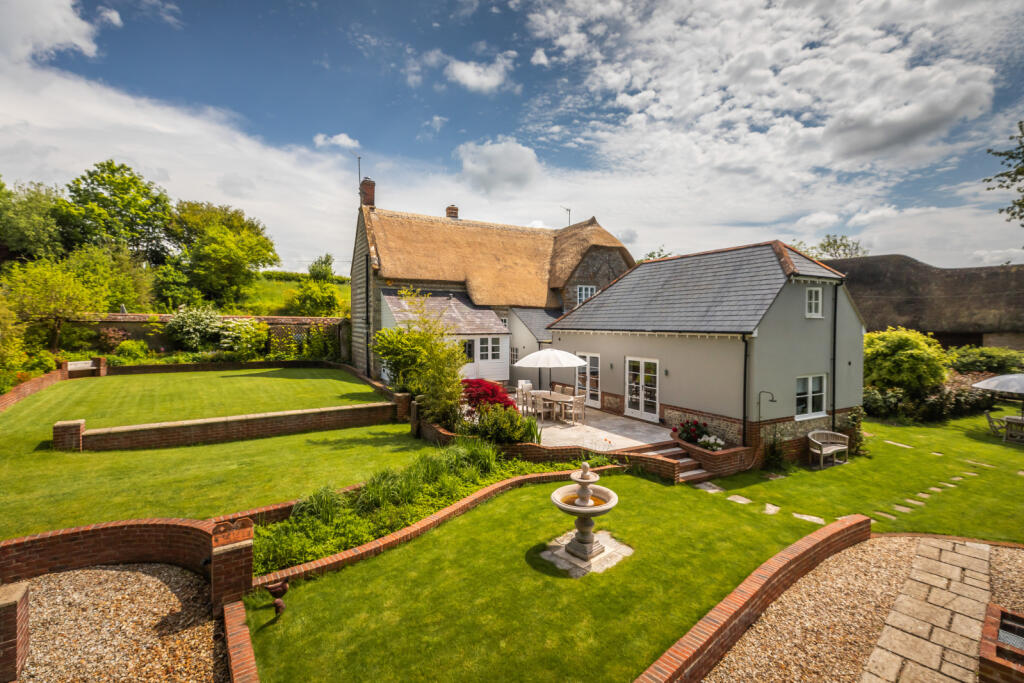 4 bedroom detached house for sale in High Street, Piddlehinton ...