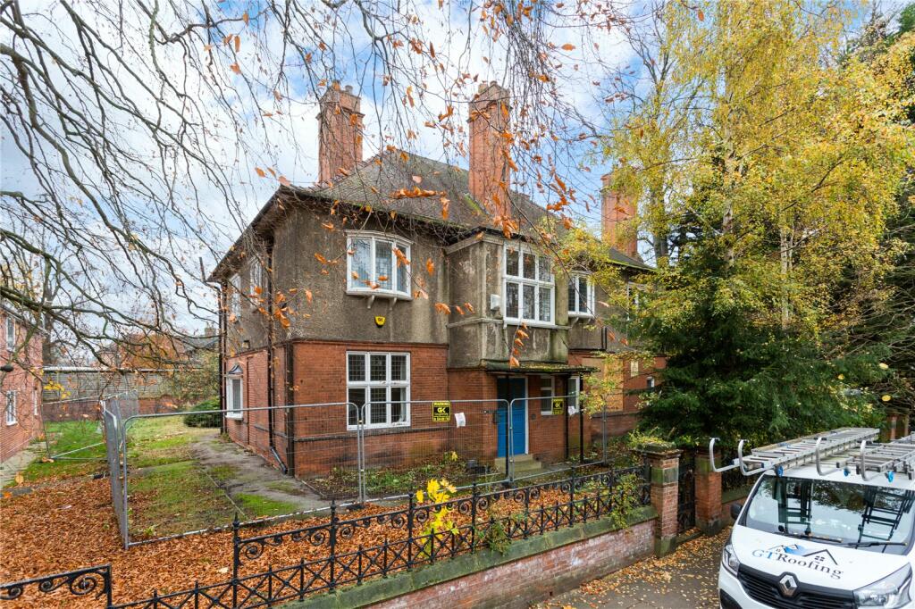 5 bedroom detached house for sale in The Avenue, York, North Yorkshire ...