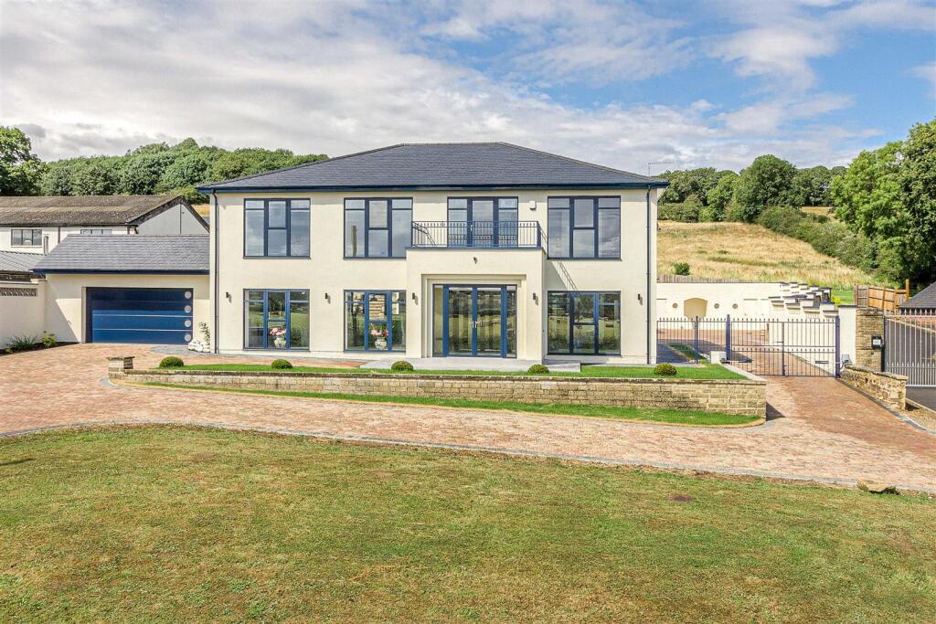 5 bedroom detached house for sale in Badby Lane, Staverton, NN11