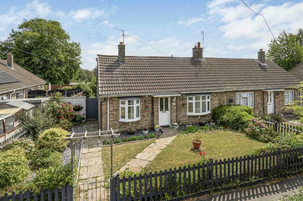 2 bedroom semi-detached bungalow for sale in Round Close, Welton ...
