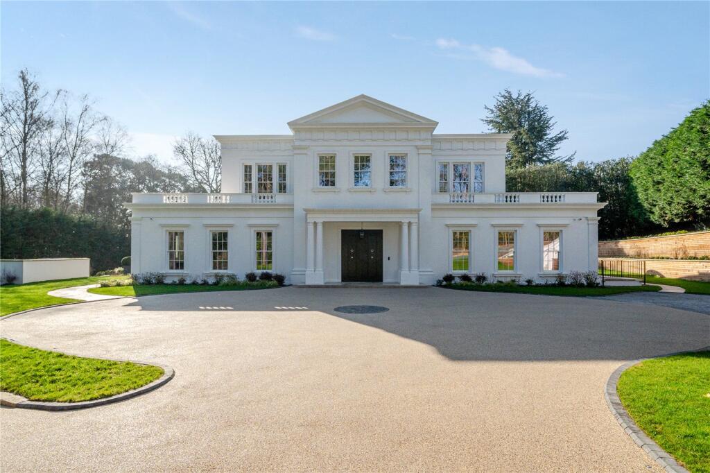 6 bedroom detached house for sale in Wentworth Drive, Wentworth Estate ...